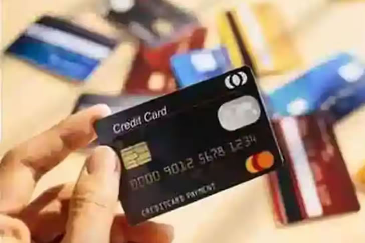 Rebuilding Credit: Credit Cards for Low Credit Scores - Swipit